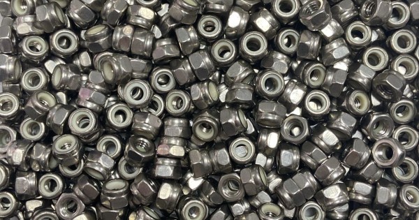 5 ADET FİBERLİ SOMUN 04 MM